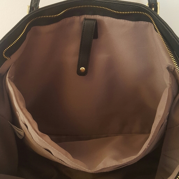 Tutilo | Bags | Tutilo Spacious Bag | Poshmark